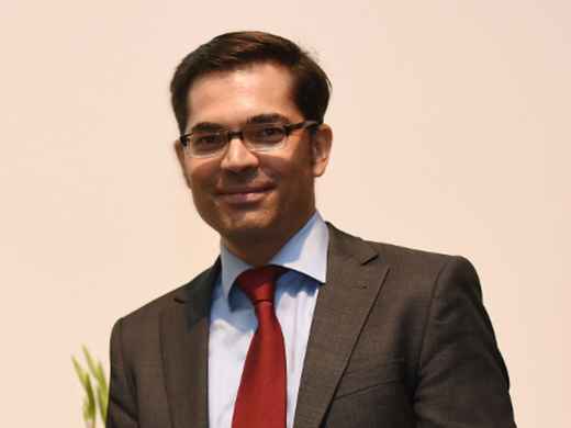 Gedenkfeier zu Ehren von Professor Karlheinz Küting - WiWi-TReFF Zeitung